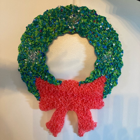 Holiday | Vintage Melted Popcorn Plastic Wreath | Poshmark